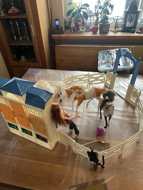BARBIE PFERDE RANCH Pferdestall Horse Range 90er Vintage 18428 Zubehör ...