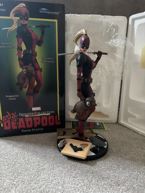 LADY DEADPOOL RESIN Statue - Diamond Select Toys - Marvel Premier ...