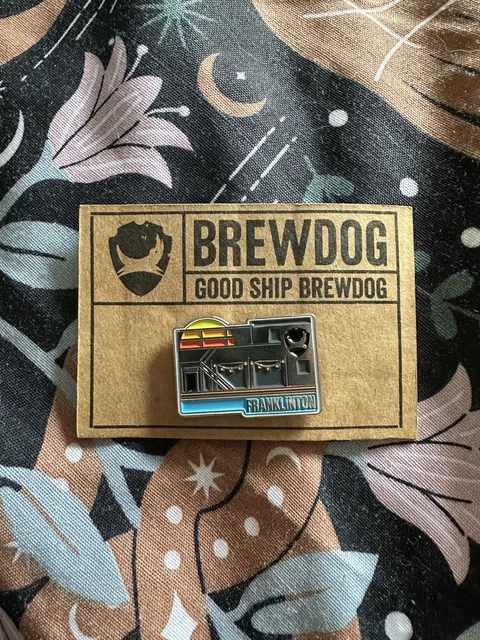 BREWDOG PIN BAR Badge Franklinton Ohio USA New on Card see other ...