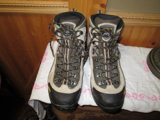 ASOLO MENS Water-Resistant Hiking Boots tan brown Mint 9.5 M £42.90 ...