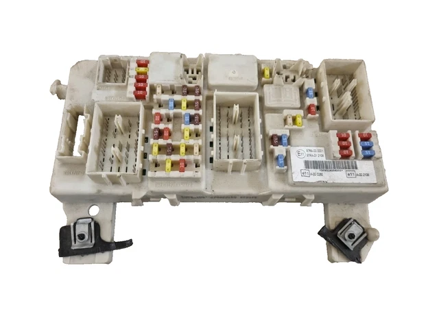 FORD C-MAX FOCUS Fuse Box Body Control Module BSM BCM 7M5T-14A073-FC # ...