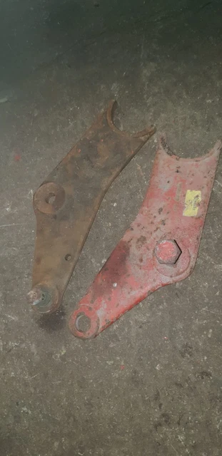 DAVID BROWN TRACTOR Pickup Hitch Lift Arm / Bracket Top Arms £42.32 ...
