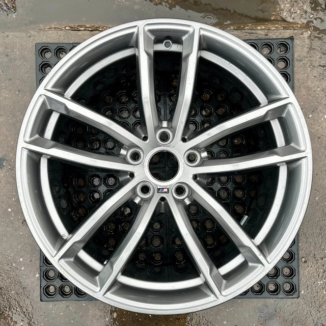 GENUINE BMW 5 series G30 / G31 Style 662M Double spoke Front alloy ...