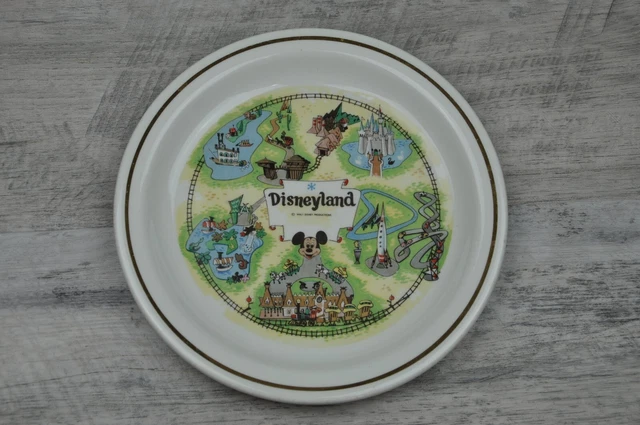 VINTAGE WALT DISNEY DISNEYLAND 1950's Theme Park Map Collectors ...