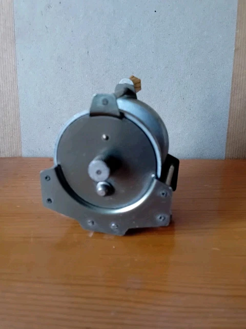 ANCIEN MOULINET POUR Peche A La Mouche. Made In France EUR 5,00 ...