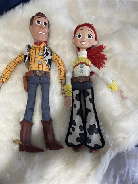 Disney Pixar Toy Story Talking Pull String Jessie Doll And Woody Doll £ 9188