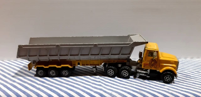 MAJORETTE SCANIA 140 Camion Edilizia Ribaltabile Scala 1:60 EUR 19,99 ...