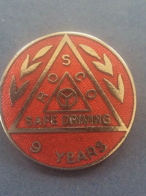 COLLECTABLE BUS COACH Enamel Badge ROSCO Safe Driving 9 Years London ...