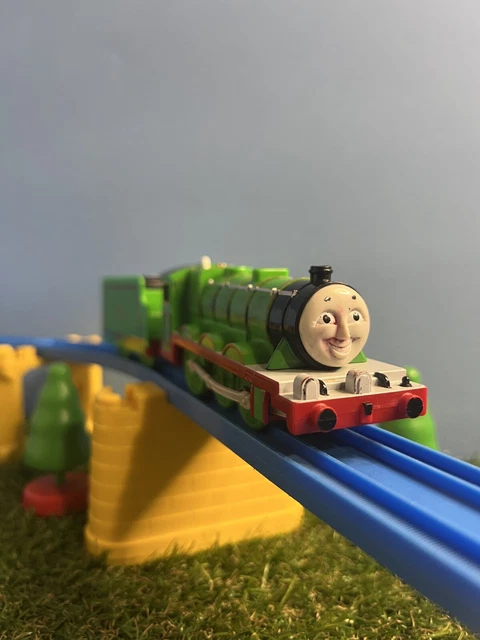 TOMY THOMAS PLARAIL Trackmaster 2003 Henry Used. VERY RARE £23.99 ...