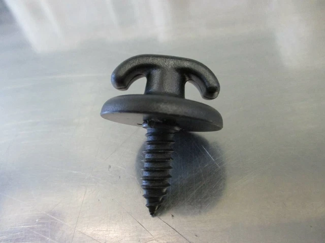 HOLDEN COMMODORE HSV Vt Vx Vy Vz Ve Vf Boot Luggage Cargo Net Retainer ...