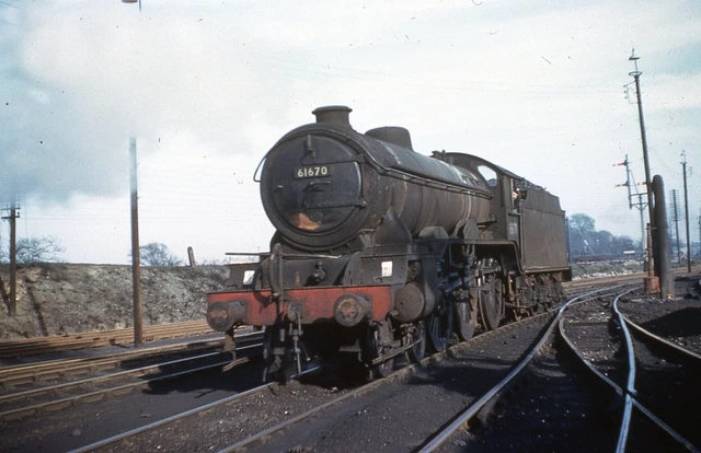 COLOUR RAIL SLIDE, BRE287, former LNER B17, 61670 'City of London ...