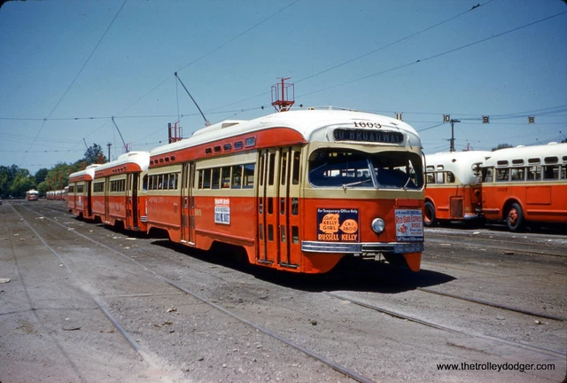 CHARIOT TRAMWAY SLPS St. Louis PCC #1603 1961 35 mm original Kodachrome ...