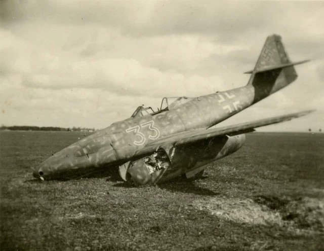 WW2 WWII PHOTO World War Two / German Luftwaffe Me262 Jet Fighter ...