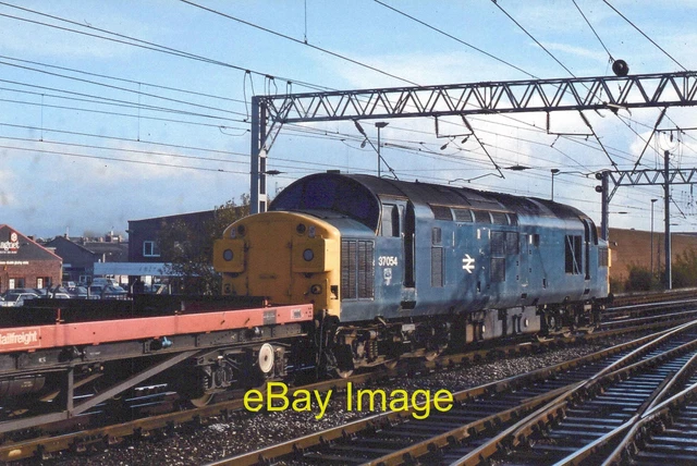 PHOTO RAILWAY 6X4 Class 37 37054 Freight Train at Carlisle in 1989 £2. ...