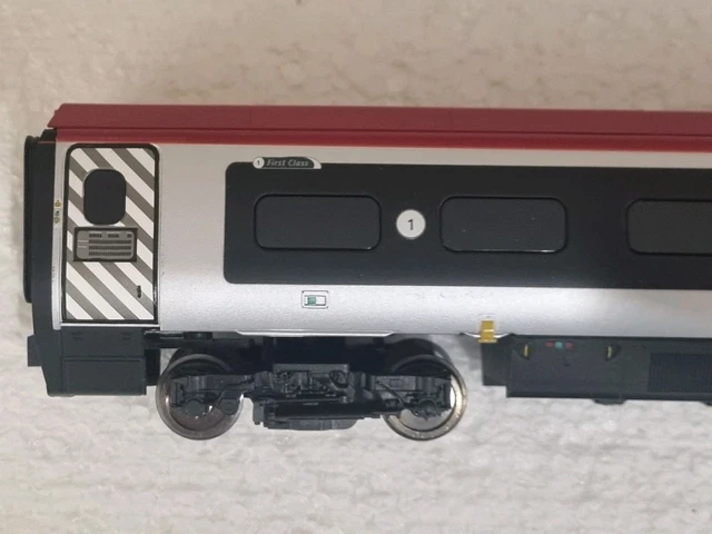 HORNBY VIRGIN 390 Pendolino First Coach 69604 £16.15 - PicClick UK