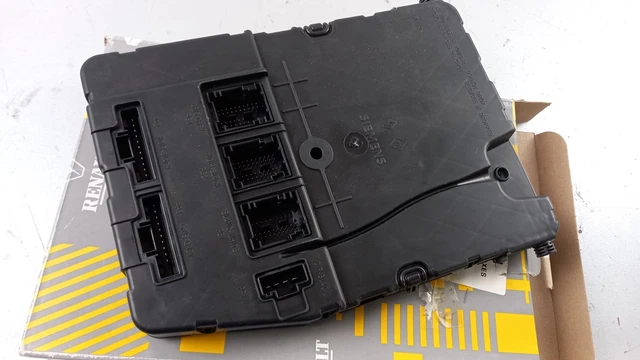 ORIGINAL RENAULT MEGANE II Steuergerät Sicherungskasten UCH Computer ...