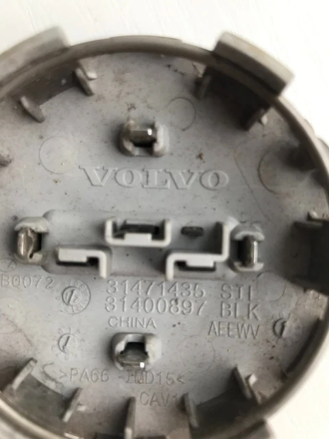 VOLVO V60 MK2 Wheel Trims 31471435 EUR 5,00 - PicClick DE