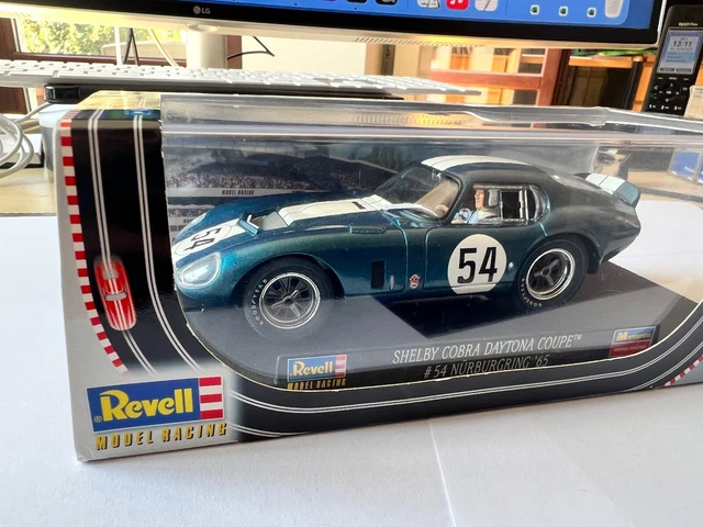 REVELL MODEL RACING Shelby Cobra Daytona Coupe 8353 Neu OVP EUR 49,99 ...