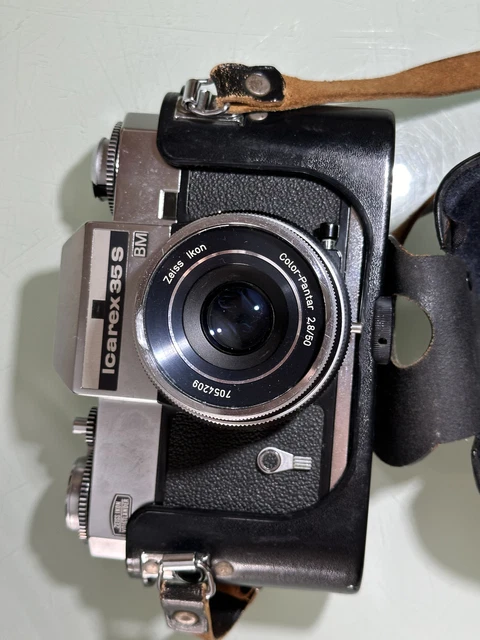 ZEISS IKON ICAREX 35S, Color-Pantar 50/2.8 et nombreux accessoires EUR 75,00 - PicClick FR