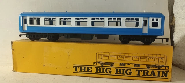 O GAUGE 7MM NEAR MINT Triang BIG BIG Train R257 Blue White Coach TRI ...