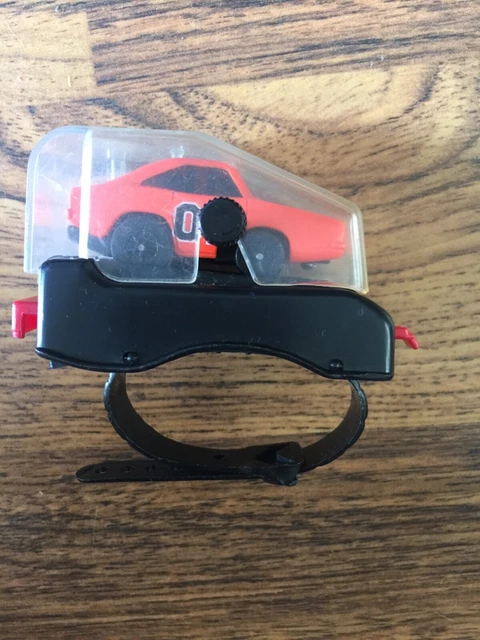 1979 THE DUKES of Hazzard General Lee Wrist Racers Car Knickerbocker £ ...