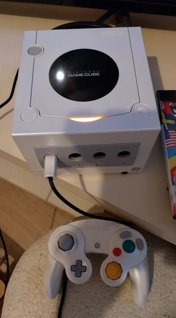 CONSOLE NINTENDO GAMECUBE Perle Mario smash Football, Metroid Prime ...