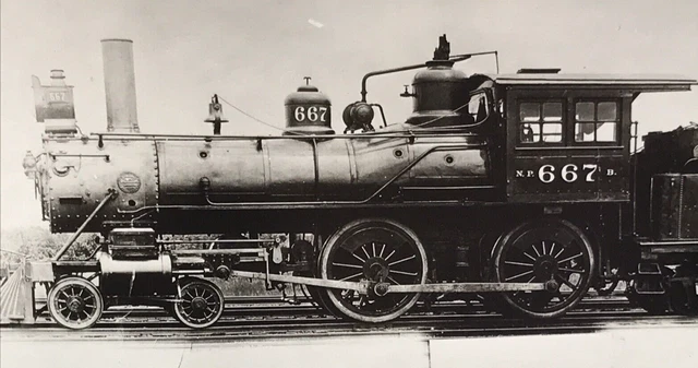 NORTHERN PACIFIC RAILWAY NP #667 4-4-0 Baldwin locomotive Train Photo ...