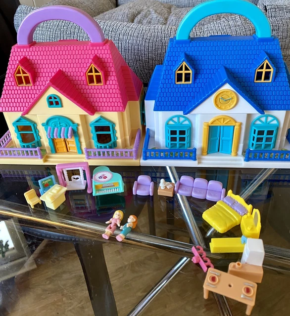 VINTAGE BLUE BOX Tiny Dreams Dolls House And School Carry Along Play ...