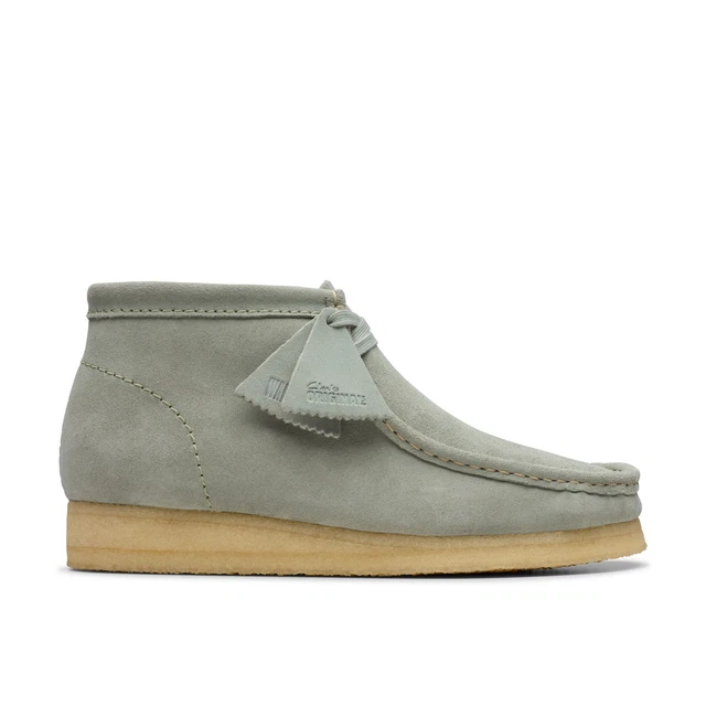 CLARKS WALLABEE BOOT 26181139 Mens Gray Suede Lace Up Chukkas Boots £ ...