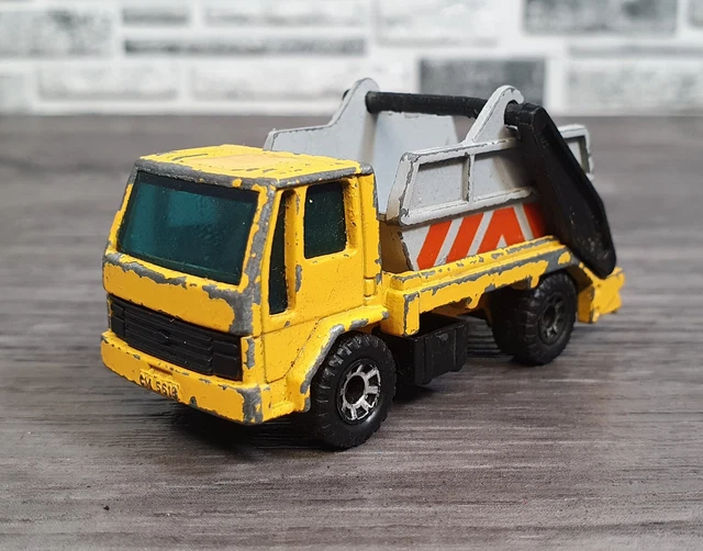 VINTAGE MATCHBOX FORD Cargo Skip Truck Diecast Toy Car £6.99 - PicClick UK
