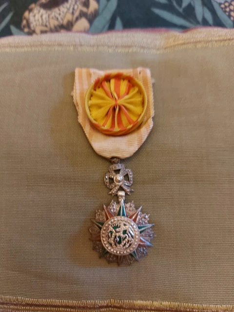 MÉDAILLE/ORDRE DU NICHAN Iftikhar Tunisie période protectorat français ...