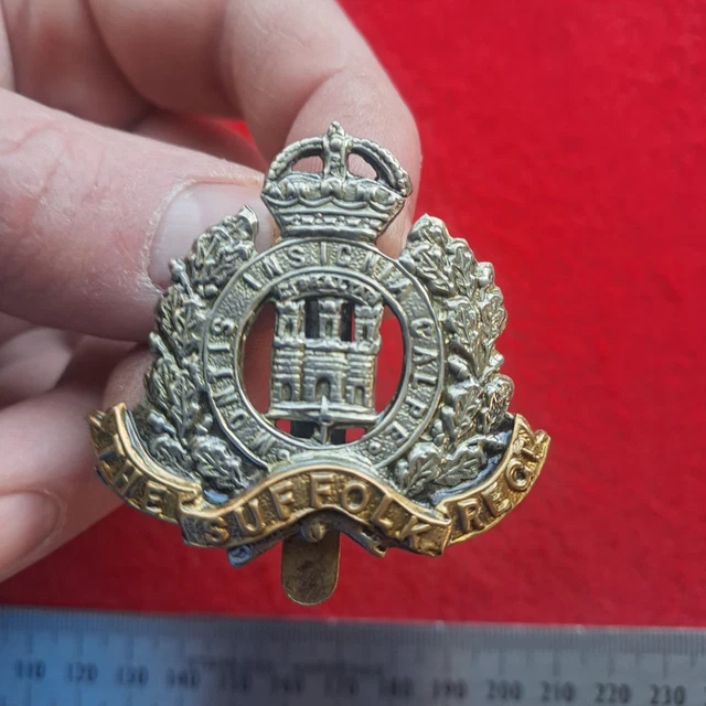 WW2 THE SUFFOLK Regiment Cap Badge Lambourne & Co Makers Stamp £16.99 ...