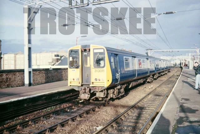 35MM SLIDE BR British Rail Diesel DMU Class 313 313011 Bethnal Green ...
