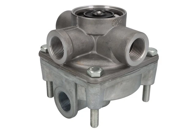 FITS WABCO 973 001 010 0 Relay valve OE REPLACEMENT £119.51 - PicClick UK