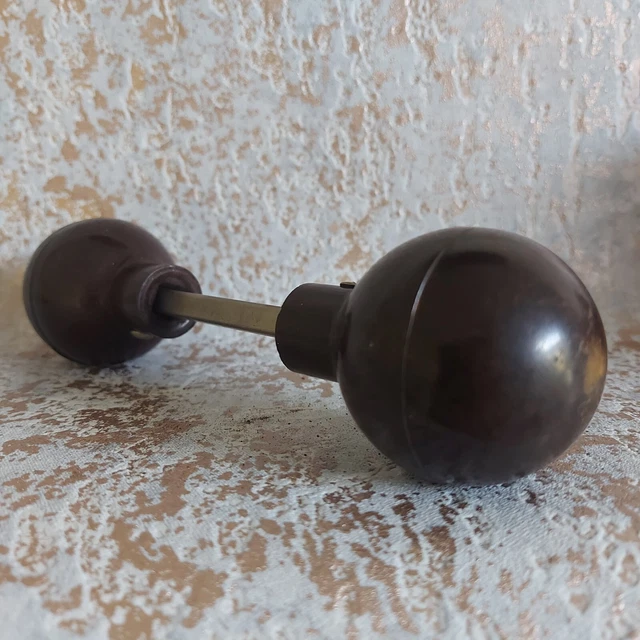 VINTAGE PAIR RECLAIMED Art Deco Antique Bakelite Round Door Knobs For A ...