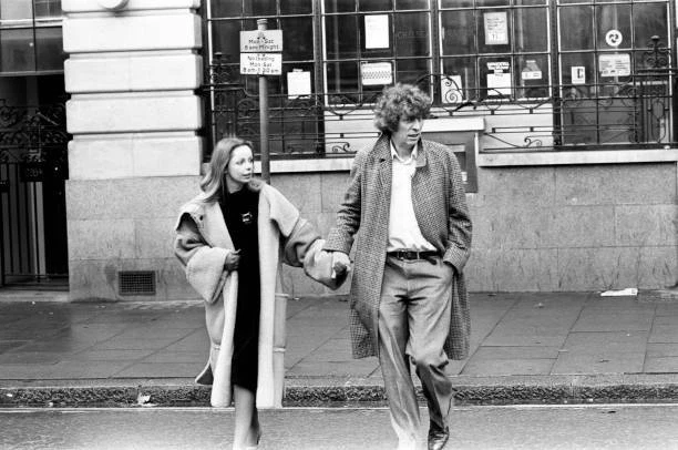 LALLA WARD DOCTOR Who TV series actress OLD PHOTO 32 $7.65 - PicClick AU