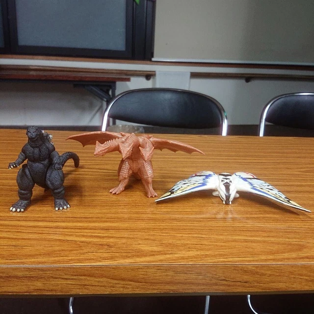 1998 Bandai Mothra Kaiju Legend King Ghidorah Godzilla Mini Figure Lot