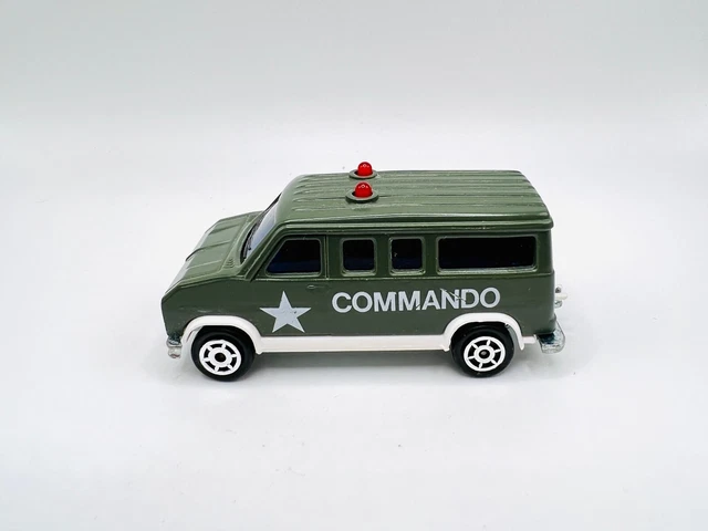 MINT MAJORETTE MILITARY FOURGON Commando Ambulance Olive Sonic Flashers ...