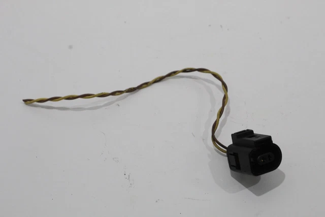 VW POLO 6N Mk3 2 Pin Wiring Connector and Short Length of Wire ...