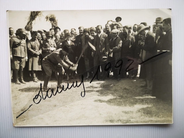 MUSSOLINI, IL DUCE Zappa Il Primo Metro Quadro Di Concessioni In ...