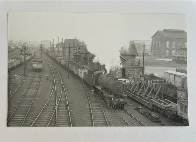 BR RAILWAY LOCOMOTIVE Photograph- Frodingham Old Station Yard - F3269 £ ...