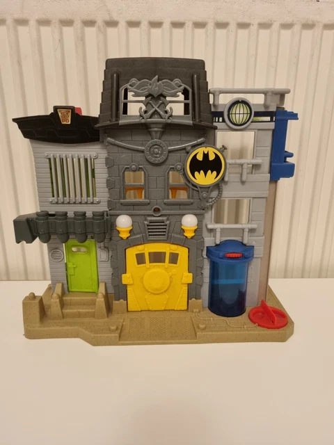 FISHER-PRICE IMAGINEXT BATMAN Gotham City PD Police Station Playset ...