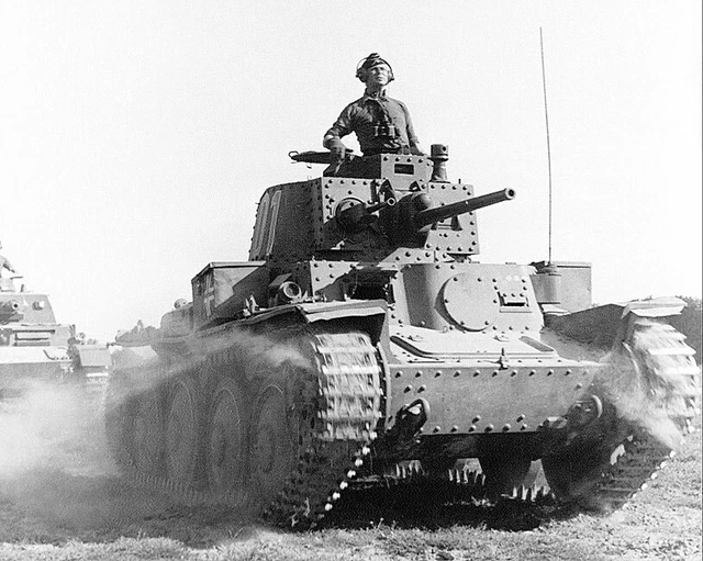 GENERAL ERWIN ROMMEL WITH WWII TANK 8x10 SILVER HALIDE PHOTO PRINT $24. ...