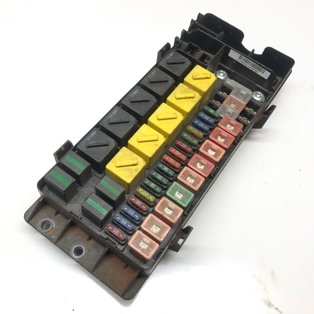 LAND ROVER DISCOVERY 2 Td5 Under Bonnet Fuse Box Yqe000300 1998 - 2004 ...