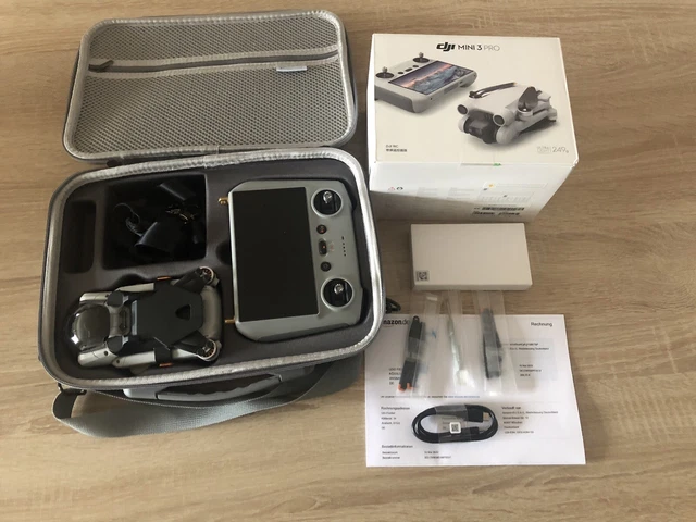 DJI MINI 3 Pro with Smart Controller, mint condition, accessories ...