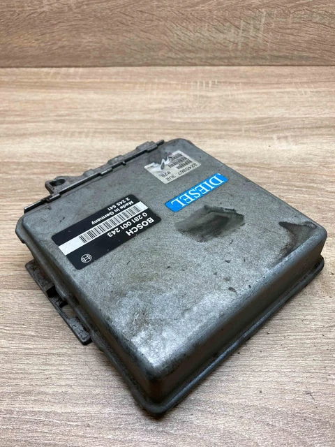 2245541 0281001243 BMW Série E Moteur ECU Module Unité Occasion Bosch ...