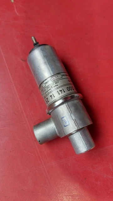 IDLE CONTROL VALVE Mercedes W126 W107 500 SE SL SEC 0001411425 £113.18 ...