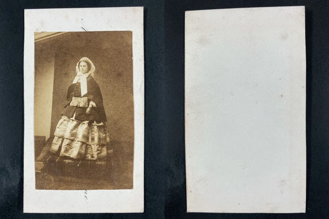 PORTRAIT DE FEMME Vintage cdv albumen print. CDV, tirage albuminé, 6 x ...