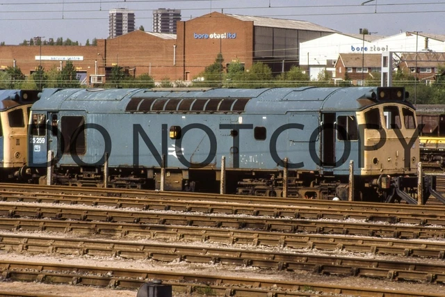 UK DIESEL TRAIN Railway Photograph Of Class 25 25259 Loco. (Rm25-223) £ ...