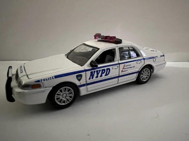 GREENLIGHT NYPD FORD Crown Victoria Police Interceptor New York City ...